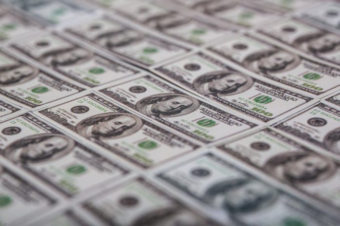 US Dollar Suffers Worst Start to Year in Over Five Decades, Report ...