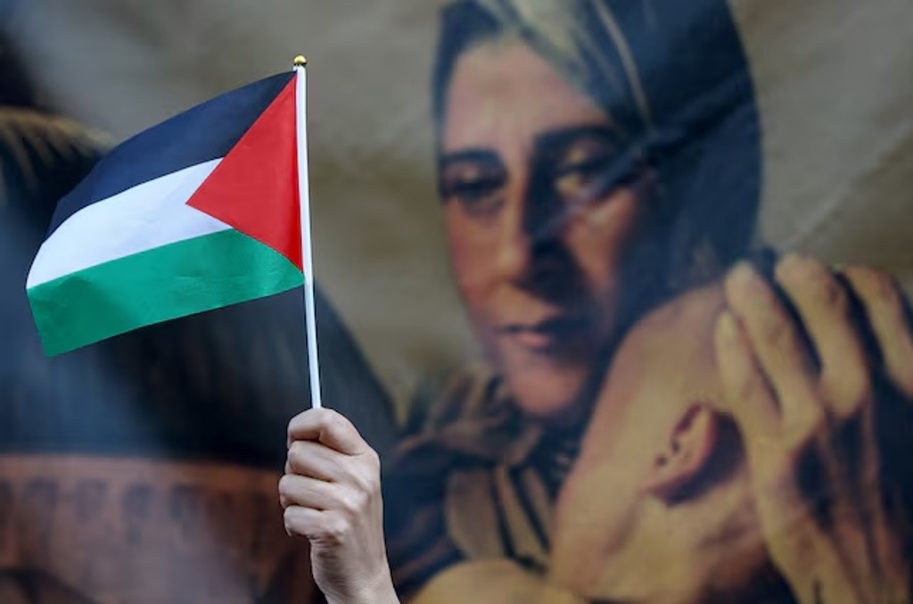Here is a List of Notable Jewish and Jewish-American Activists who are ...